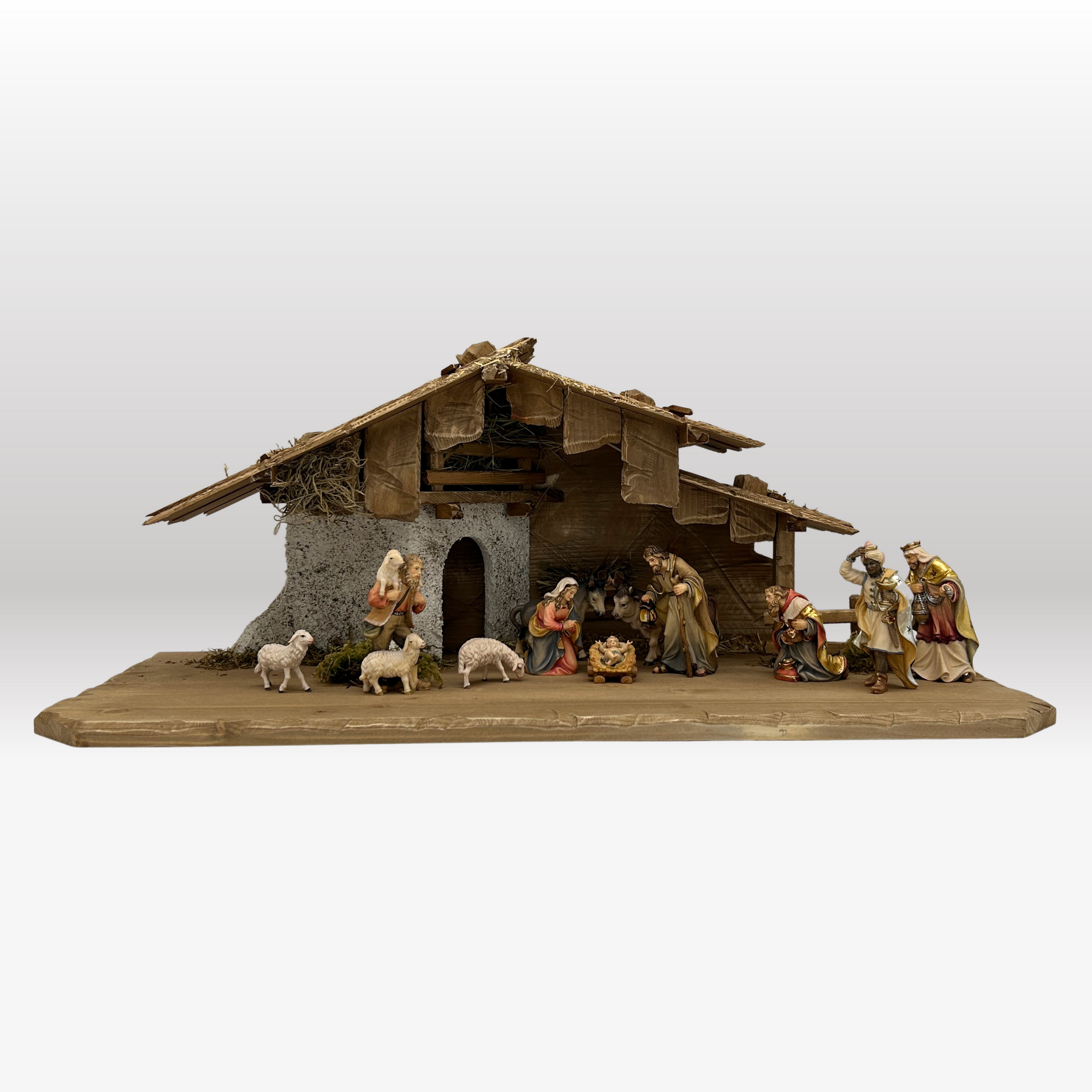 Nativity figures set with stable tradition (11 figures)