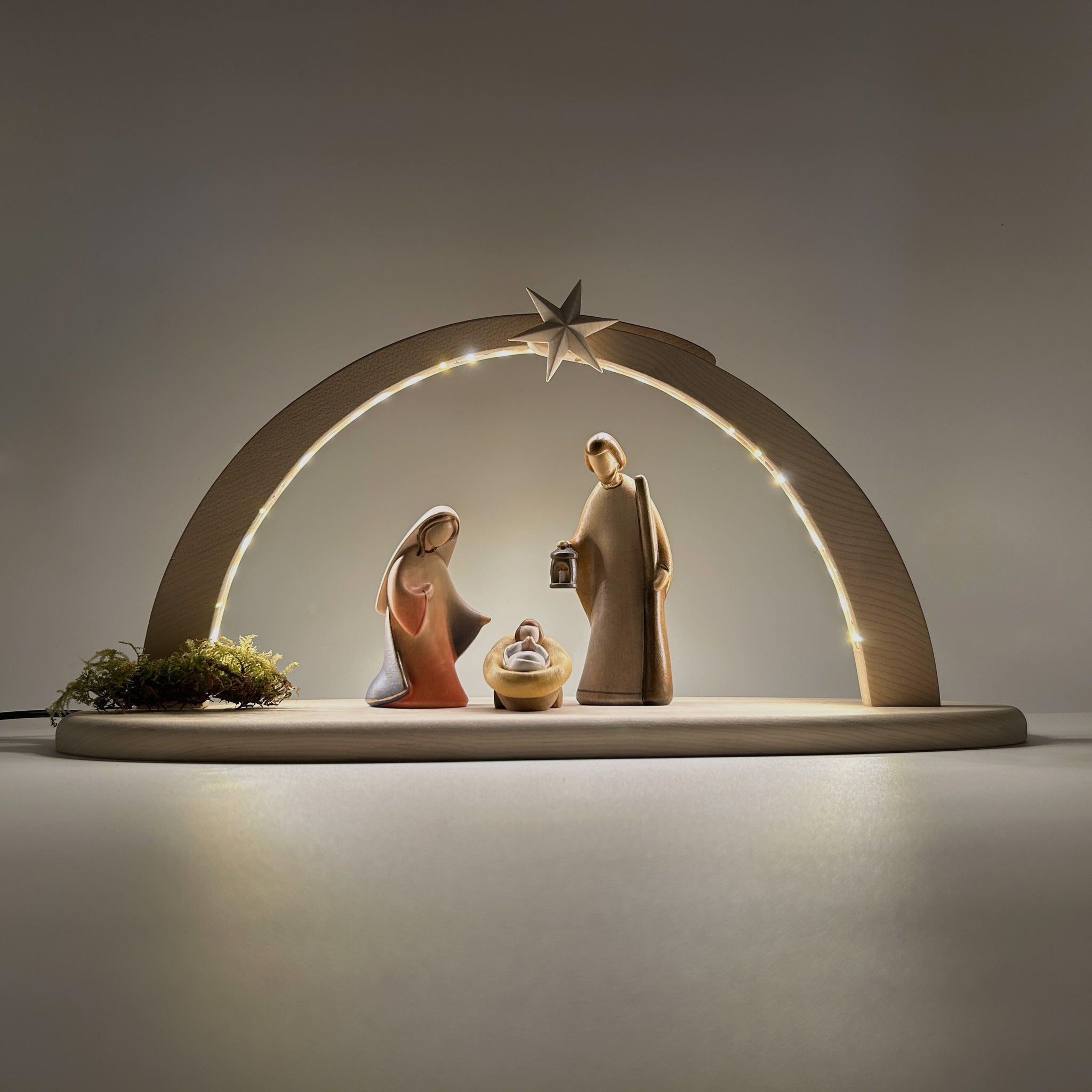 Holy Family set of 3 with stable starlight with lighting - colored