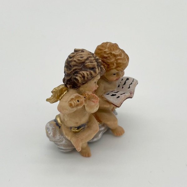 Angel couple - Kostner nativity I Akantus