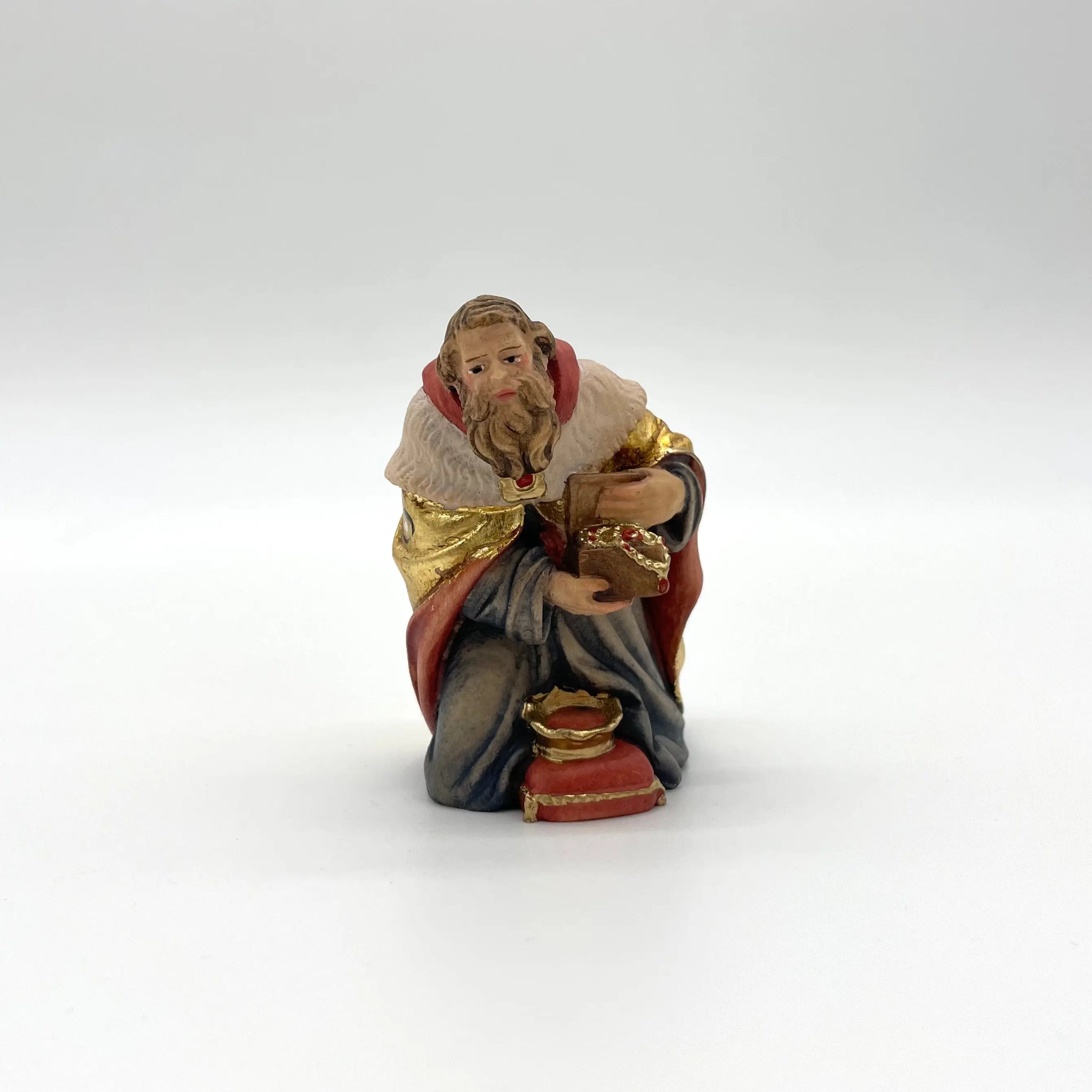 King kneeling - Tyrolese nativity I Akantus